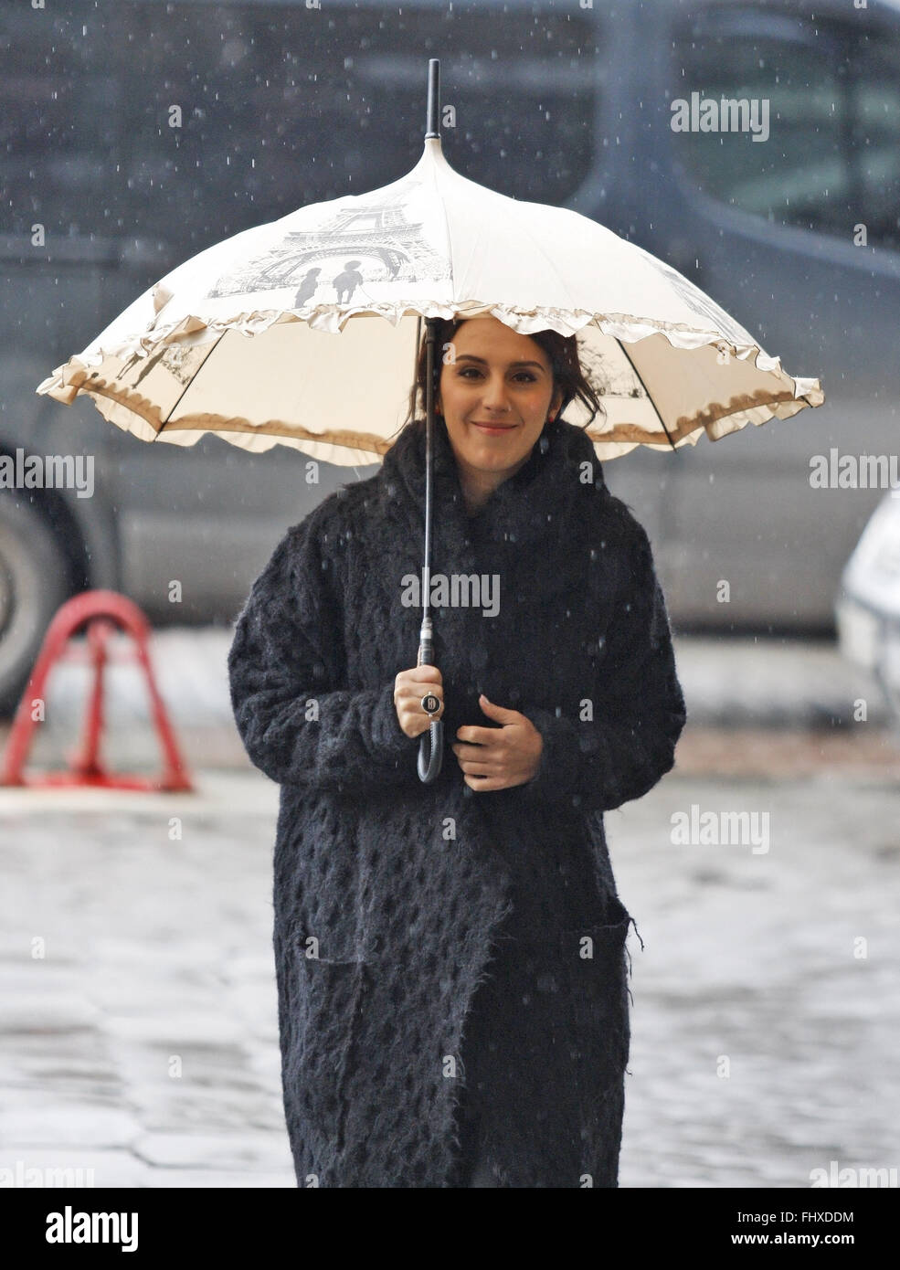 Tatar singer hi-res stock photography and images - Alamy