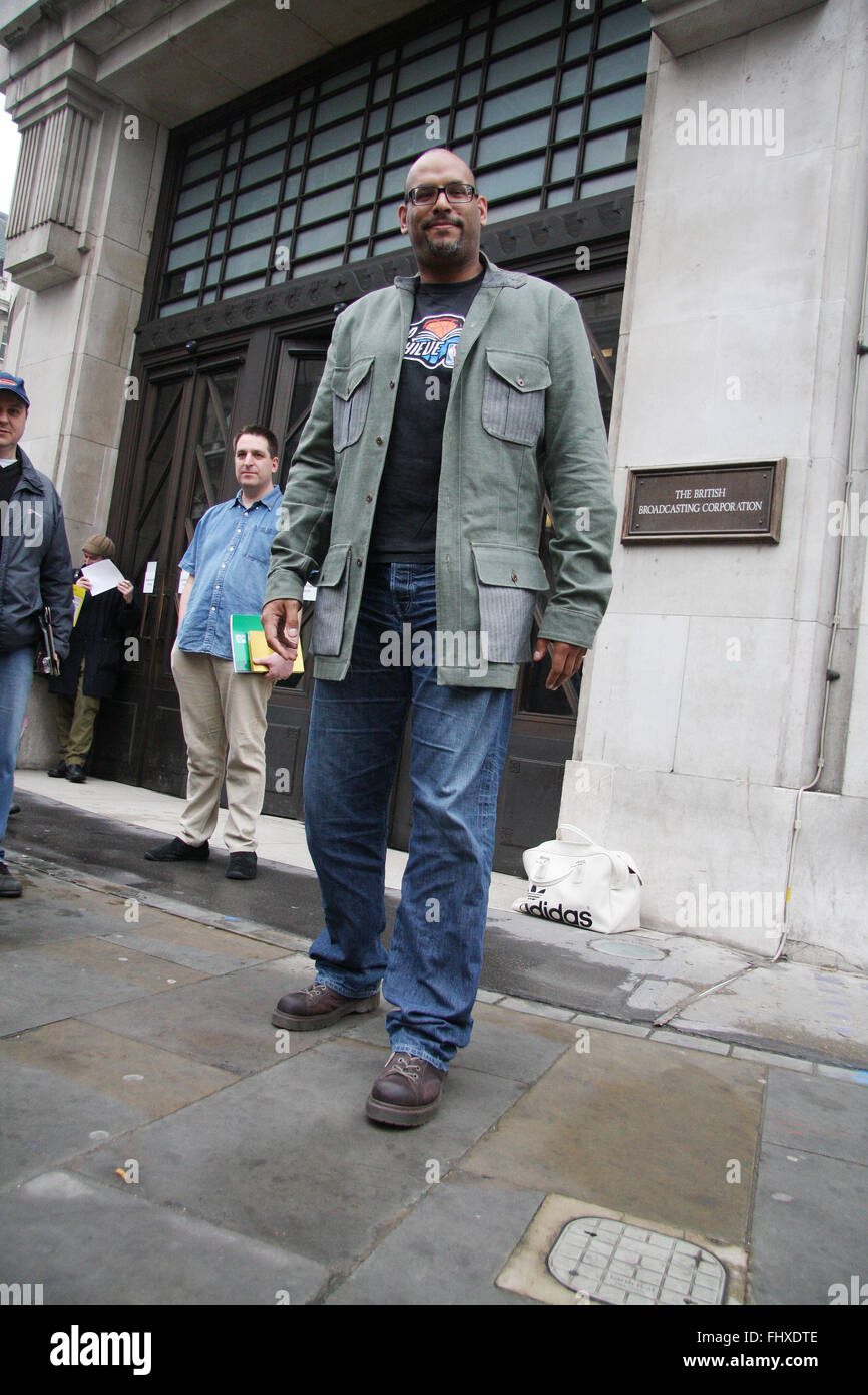 John amaechi hi-res stock photography and images - Alamy