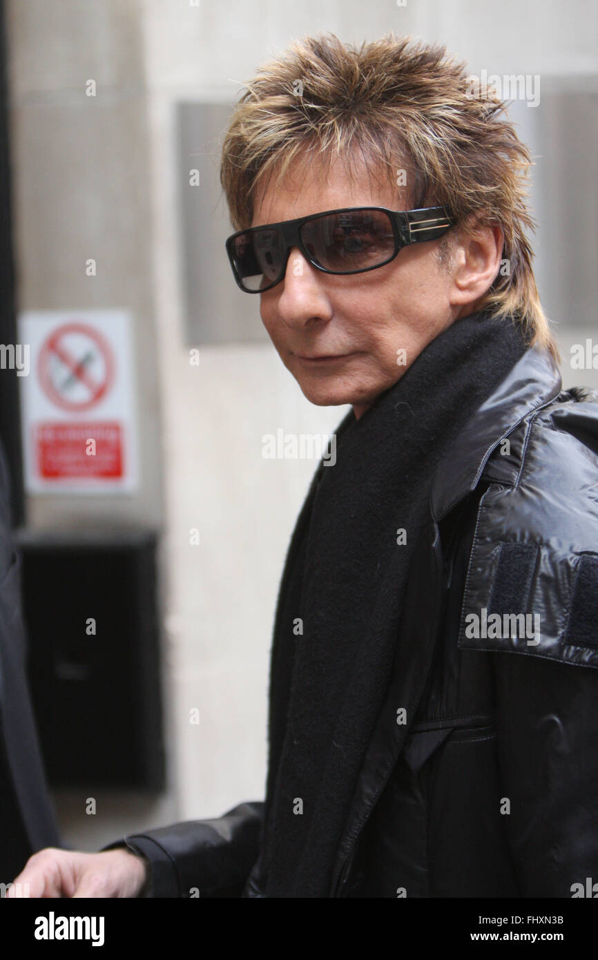 Barry manilow barry manilow manilow hi-res stock photography and images ...