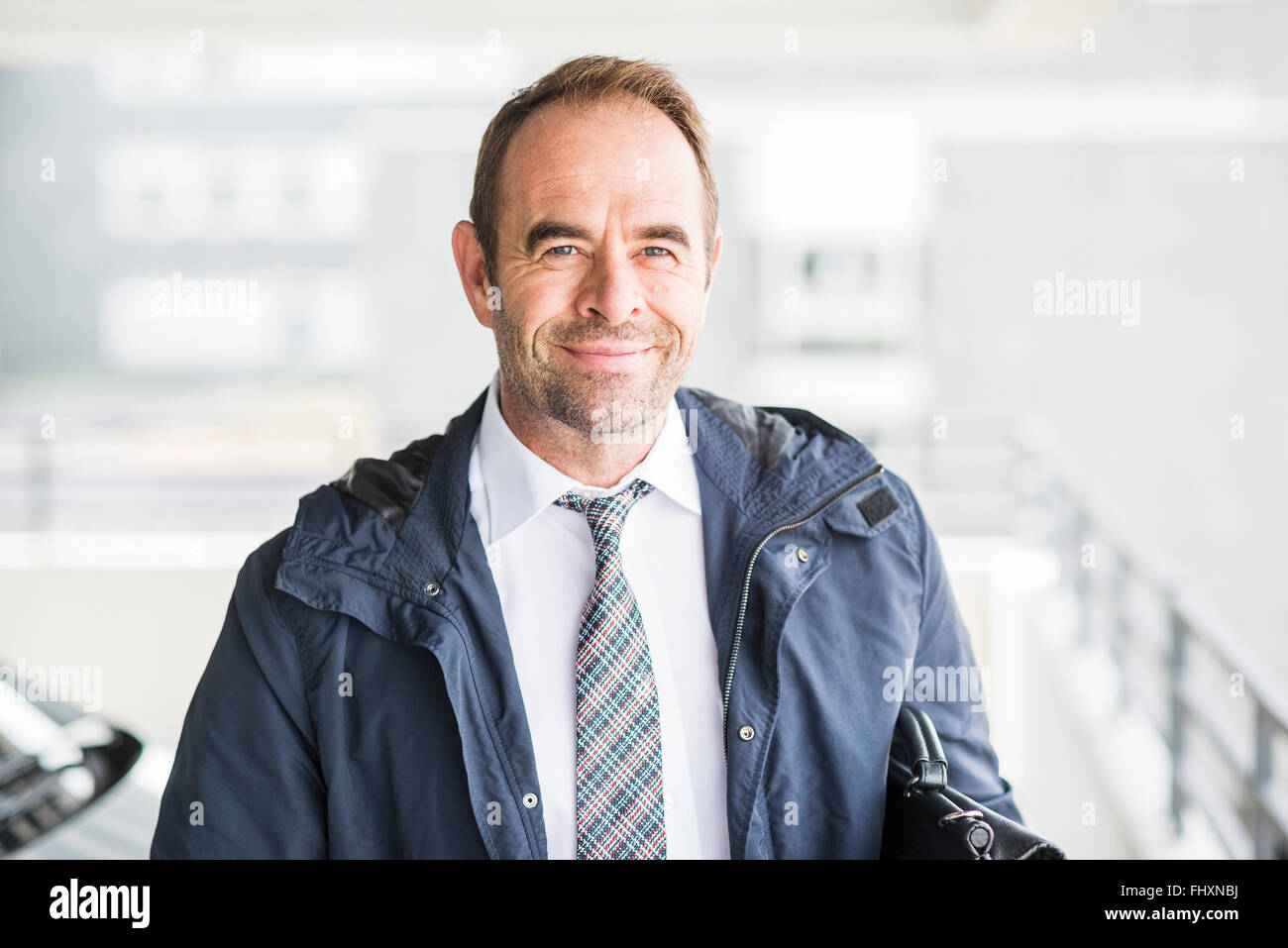 Portrait of confident businessman Stock Photo - Alamy
