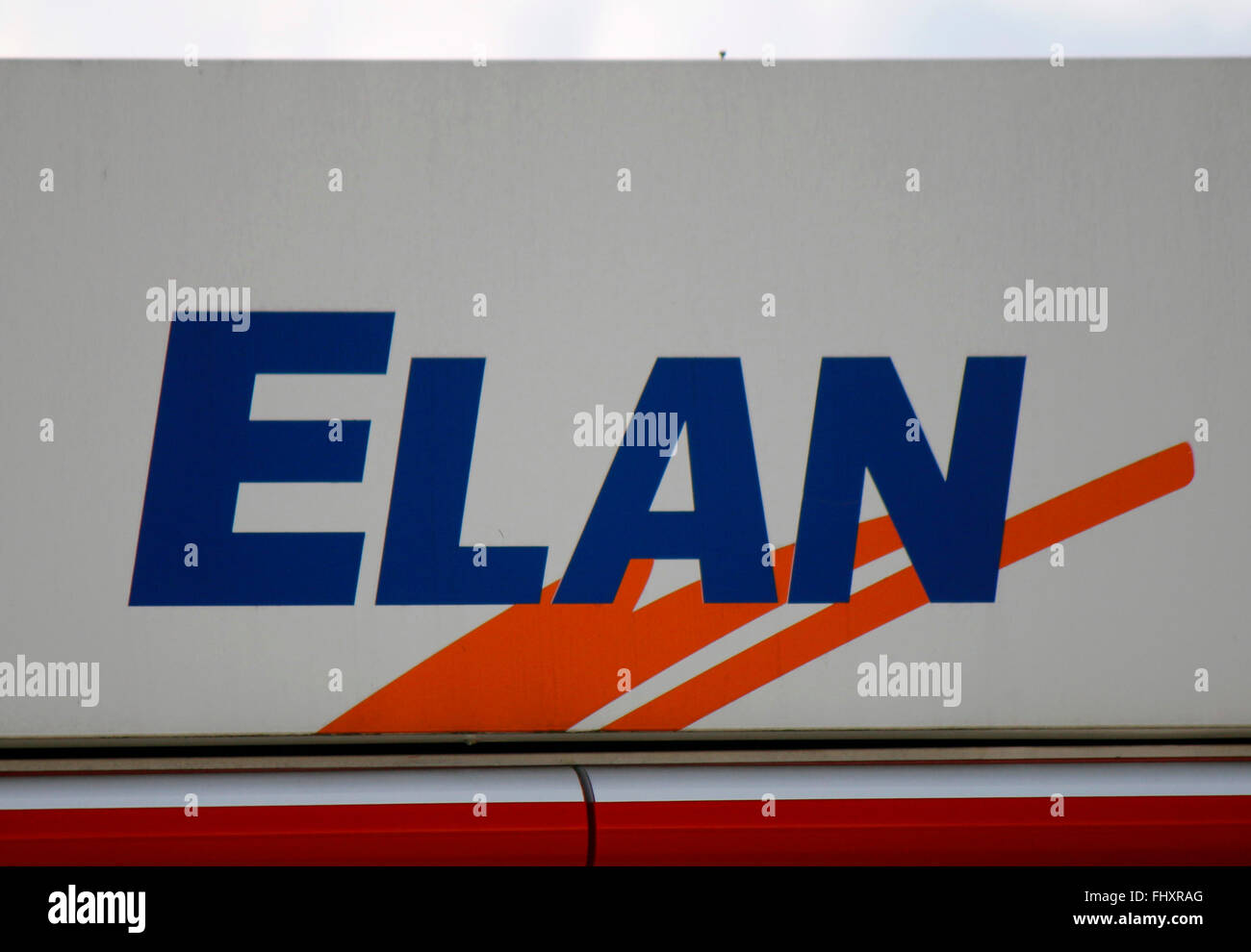 Elan logo hi-res stock photography and images - Alamy