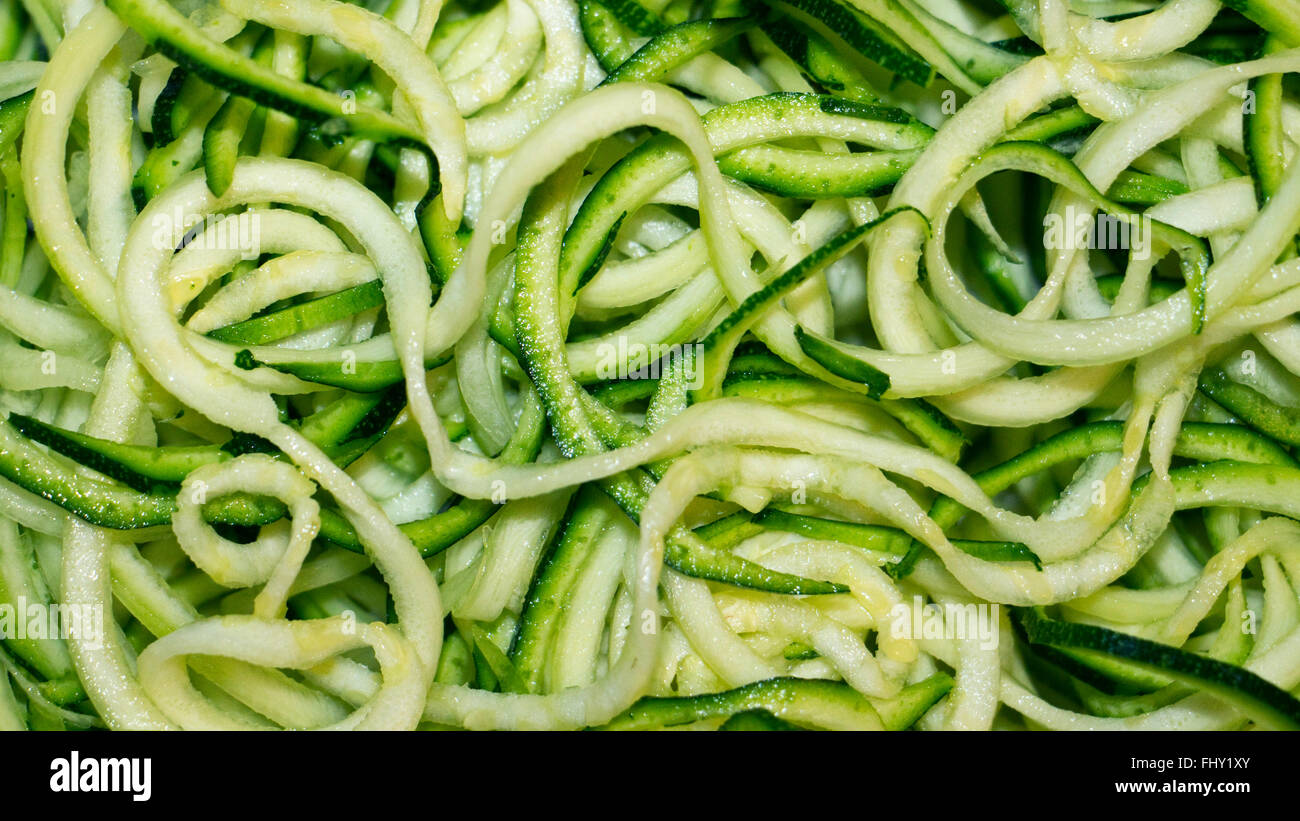 Spiral cut courgette Stock Photo - Alamy