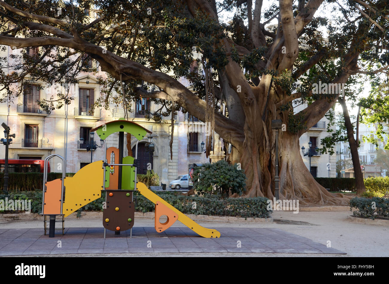 Kids playground local park hi-res stock photography and images - Alamy