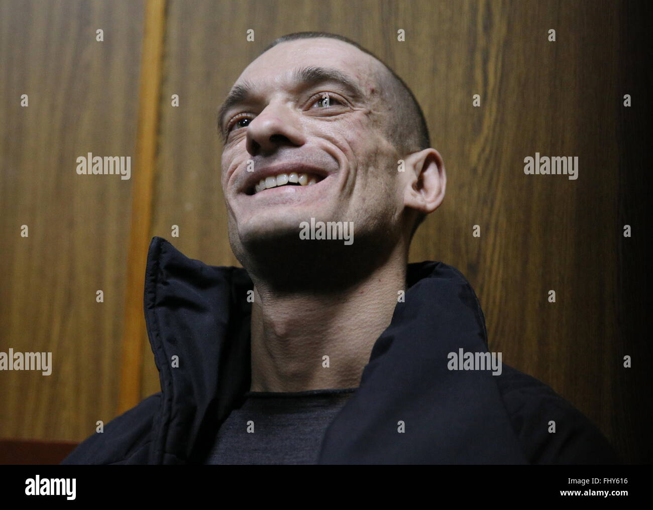 Pyotr Pavlensky Stock Photos & Pyotr Pavlensky Stock Images - Alamy