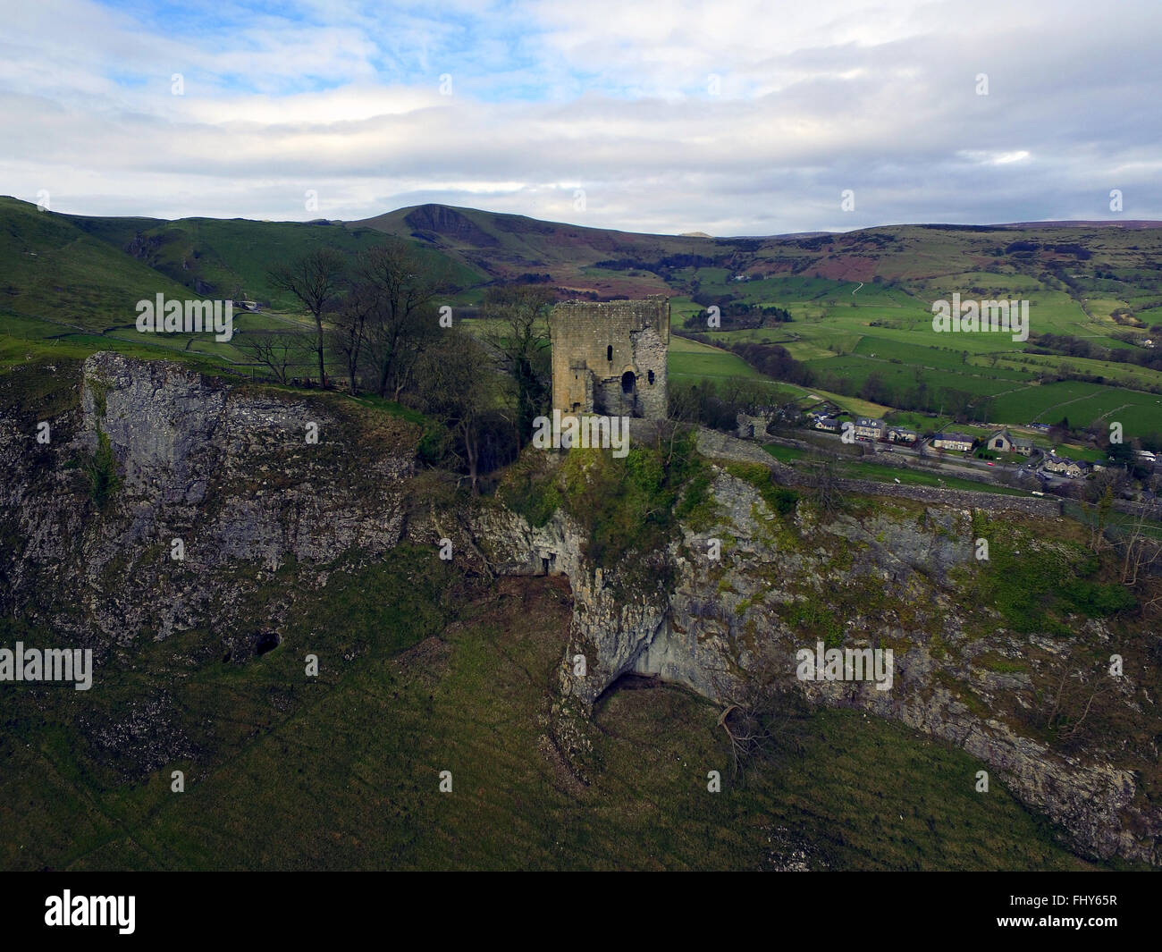 Castleton Peveril Castle Peak District Derbyshire Stock Photo - Alamy