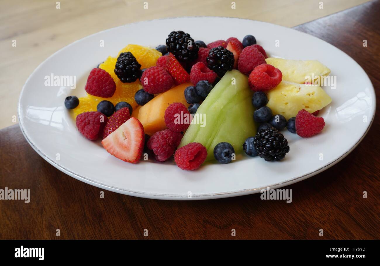 Fruit platter berries hi-res stock photography and images - Alamy