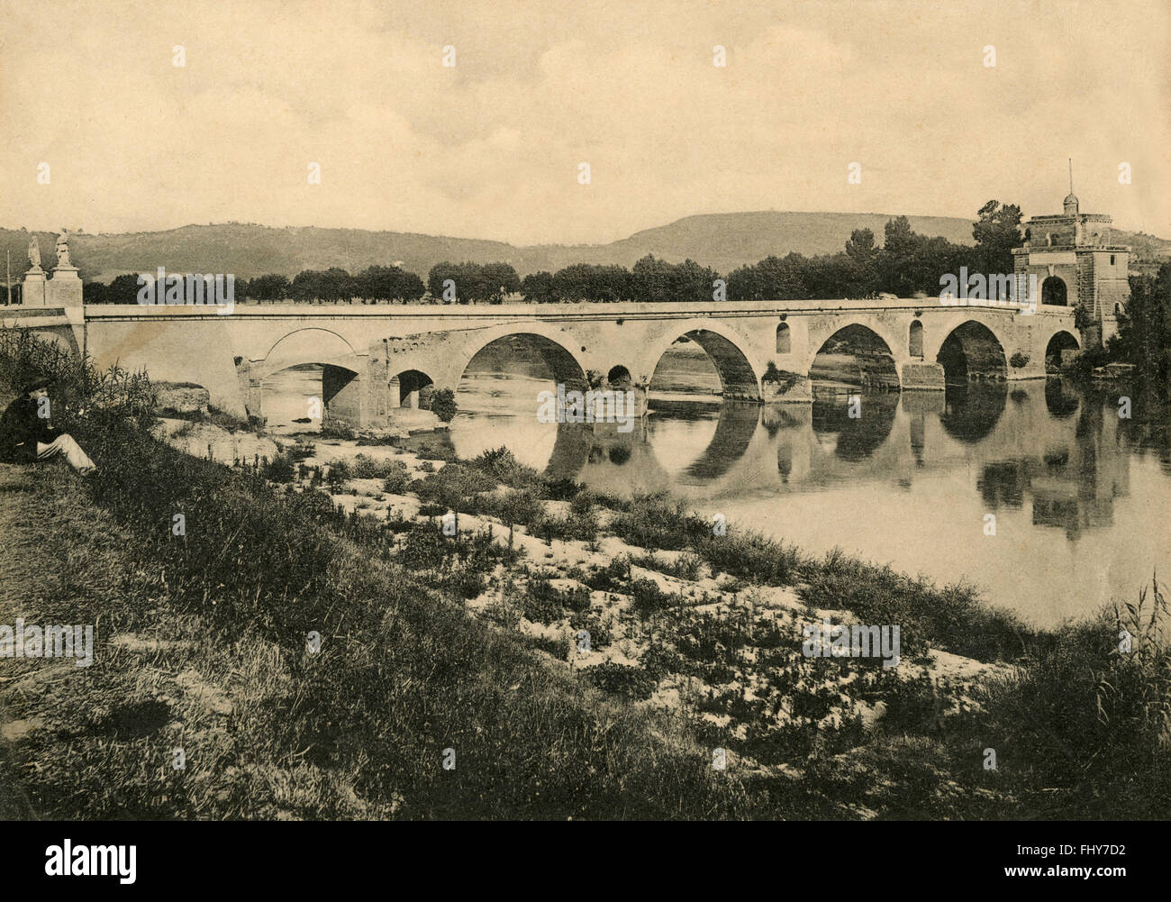 Mollo bridge hi-res stock photography and images - Alamy