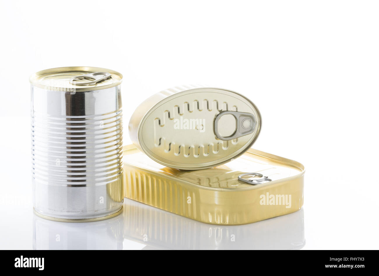 different kinds of food cans used for conserving food Stock Photo - Alamy