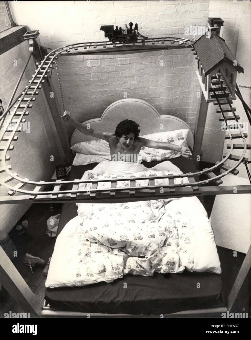 1979 - Model Railroad in Bedroom bed frame train set © Keystone ...