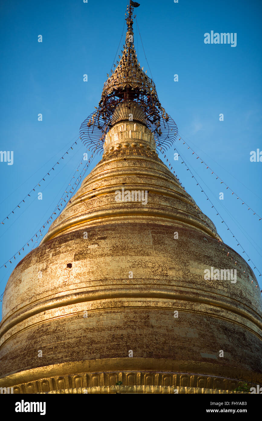 Built by King Mindon in 1857 at the foot of Mandalay Hill, Kuthodaw ...