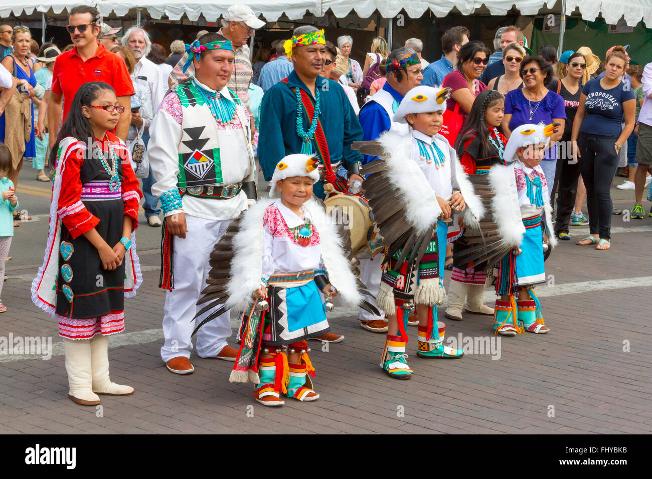 Native american eagle dance hi-res stock photography and images - Alamy