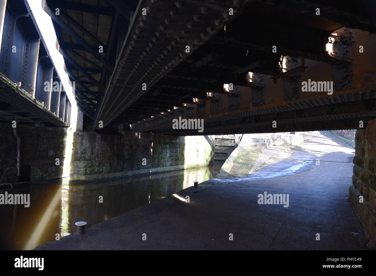 Under a railway bridge on the Chester Canal Stock Photo - Alamy