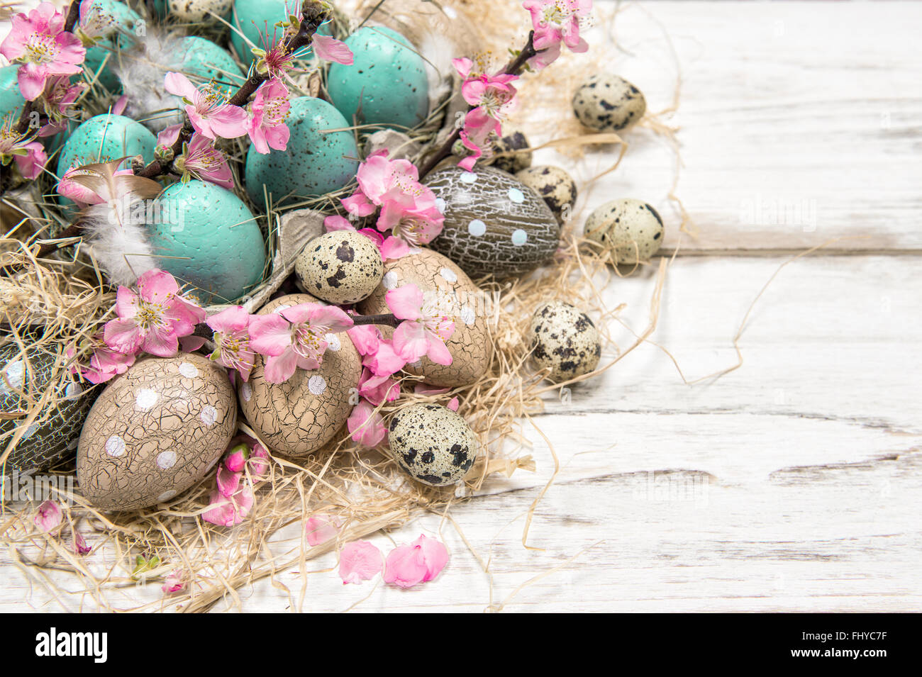 Turquoise easter eggs hi-res stock photography and images - Alamy