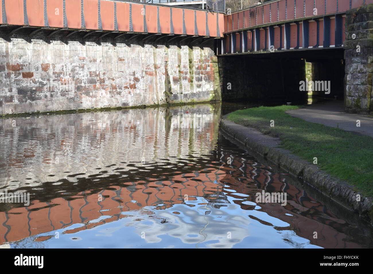 Railway bridge over the Chester Canal Stock Photo - Alamy