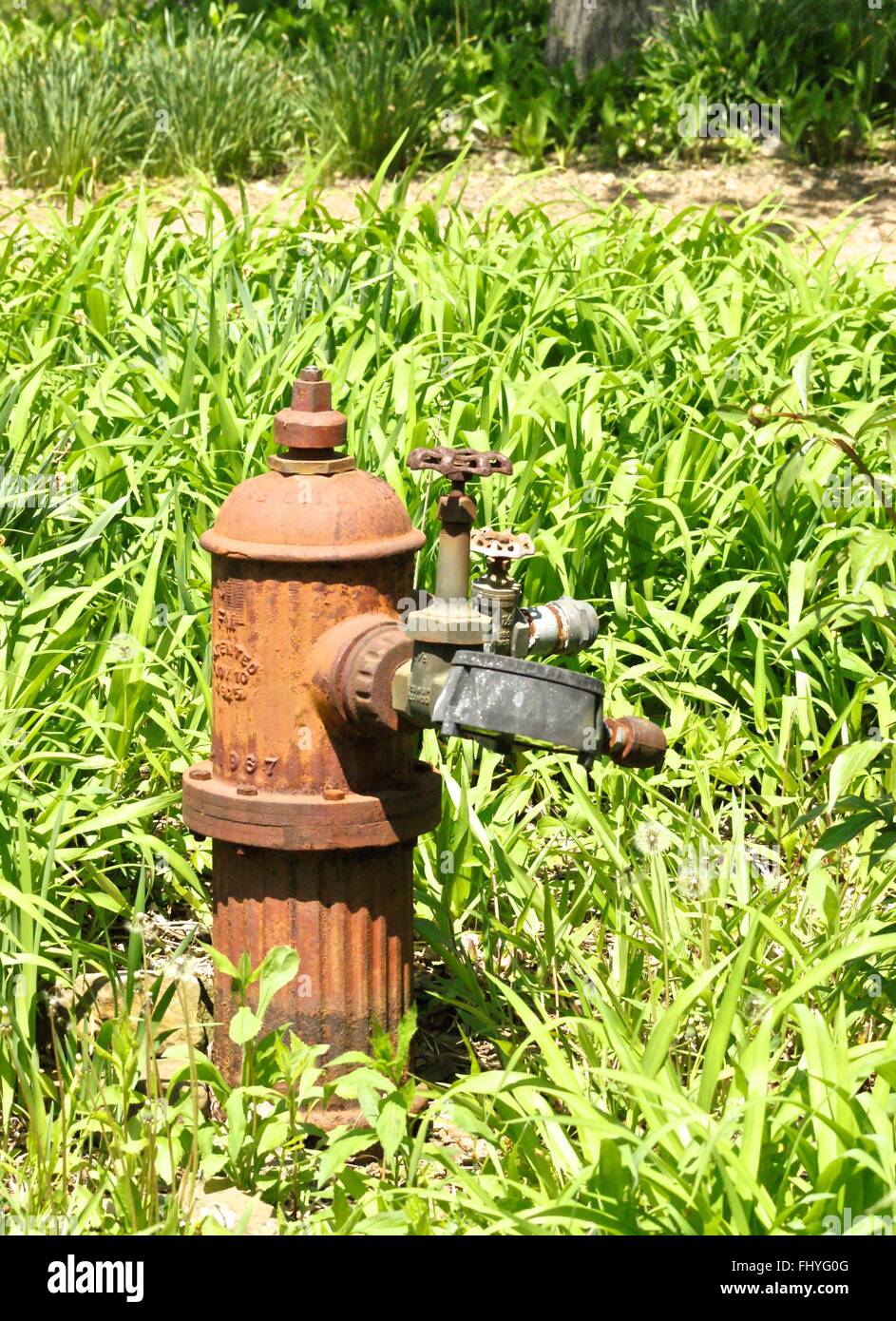 Antique water hydrant hi-res stock photography and images - Alamy