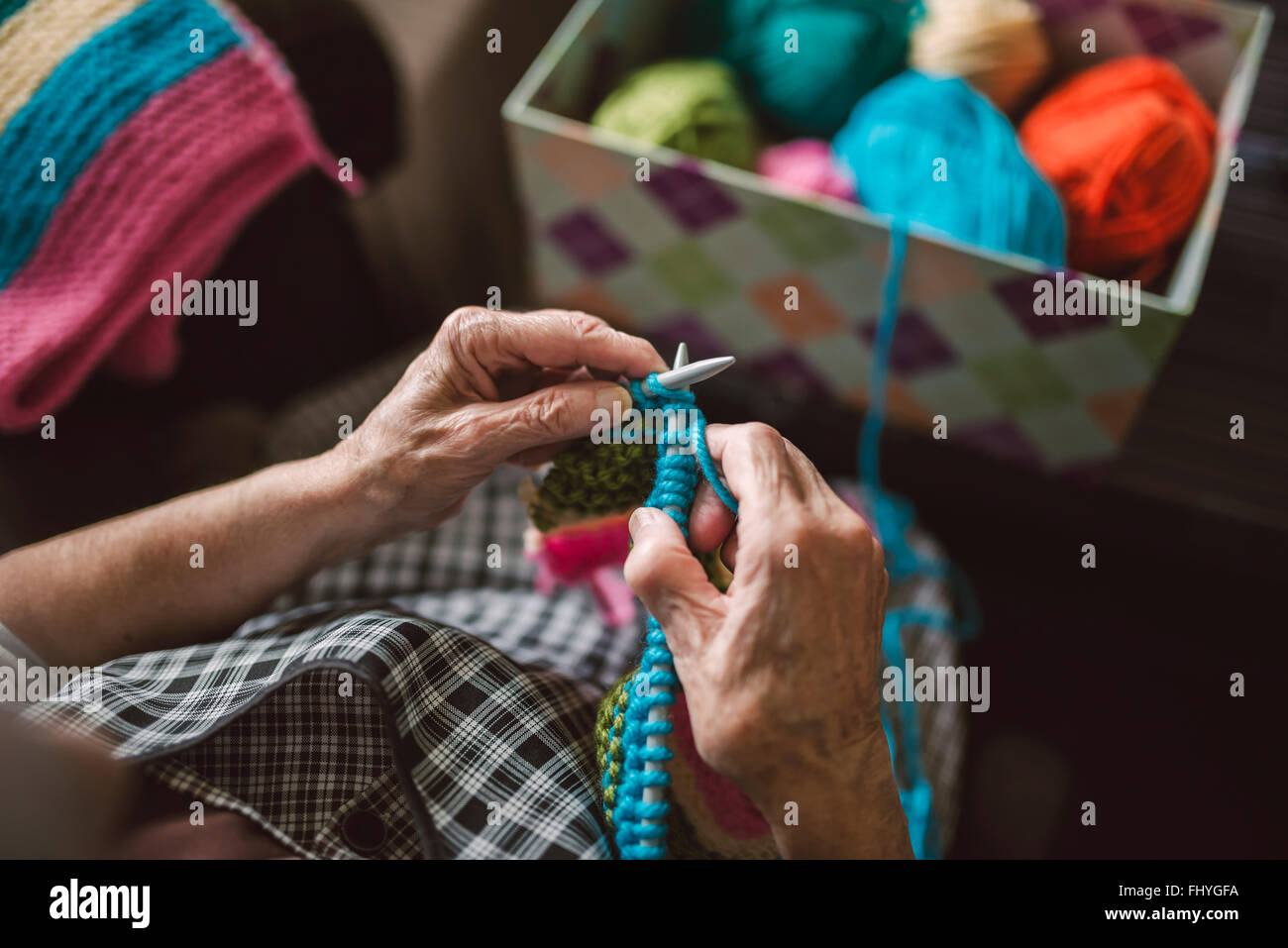 Old Women Knitting High Resolution Stock Photography and Images - Alamy