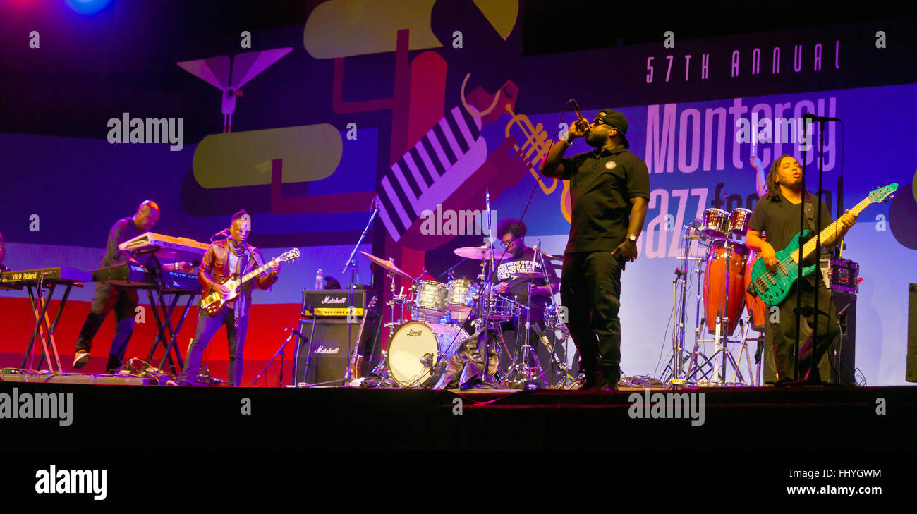 Organ on stage hi-res stock photography and images - Alamy