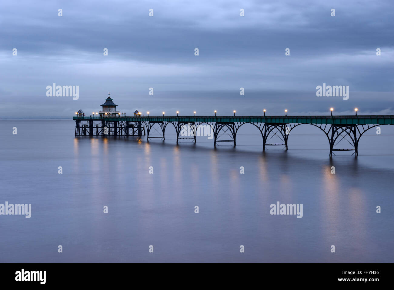Clevedon somerset town hi-res stock photography and images - Alamy