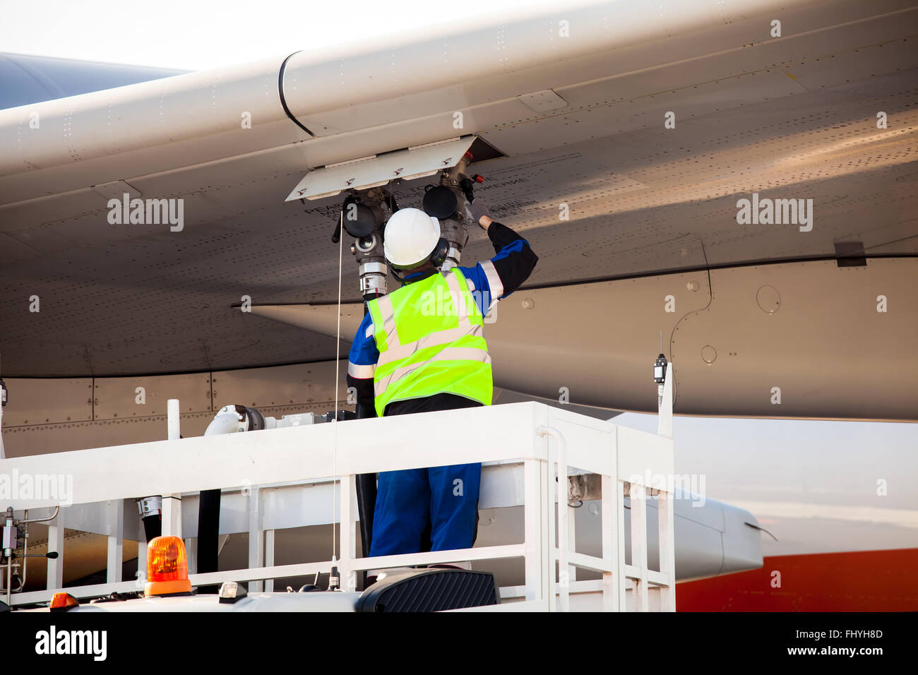 Refuelling the aircraft Stock Photo - Alamy