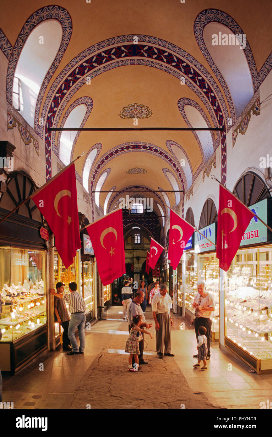 The Covered Bazaar of Istanbul; the World's largest with 4,000 shops ...