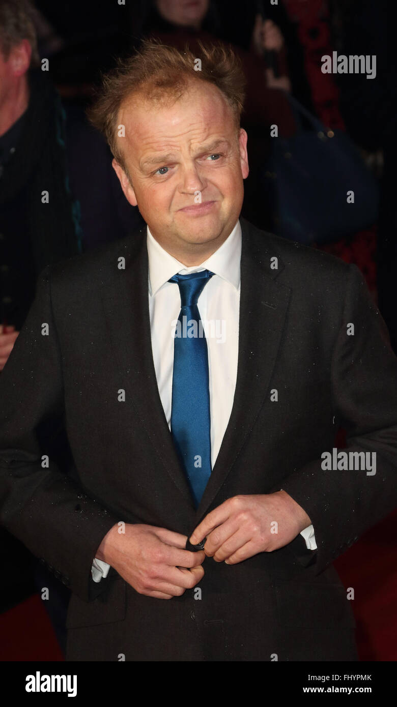 'Dad's Army' World Premiere at the Odeon, Leicester Square, London ...