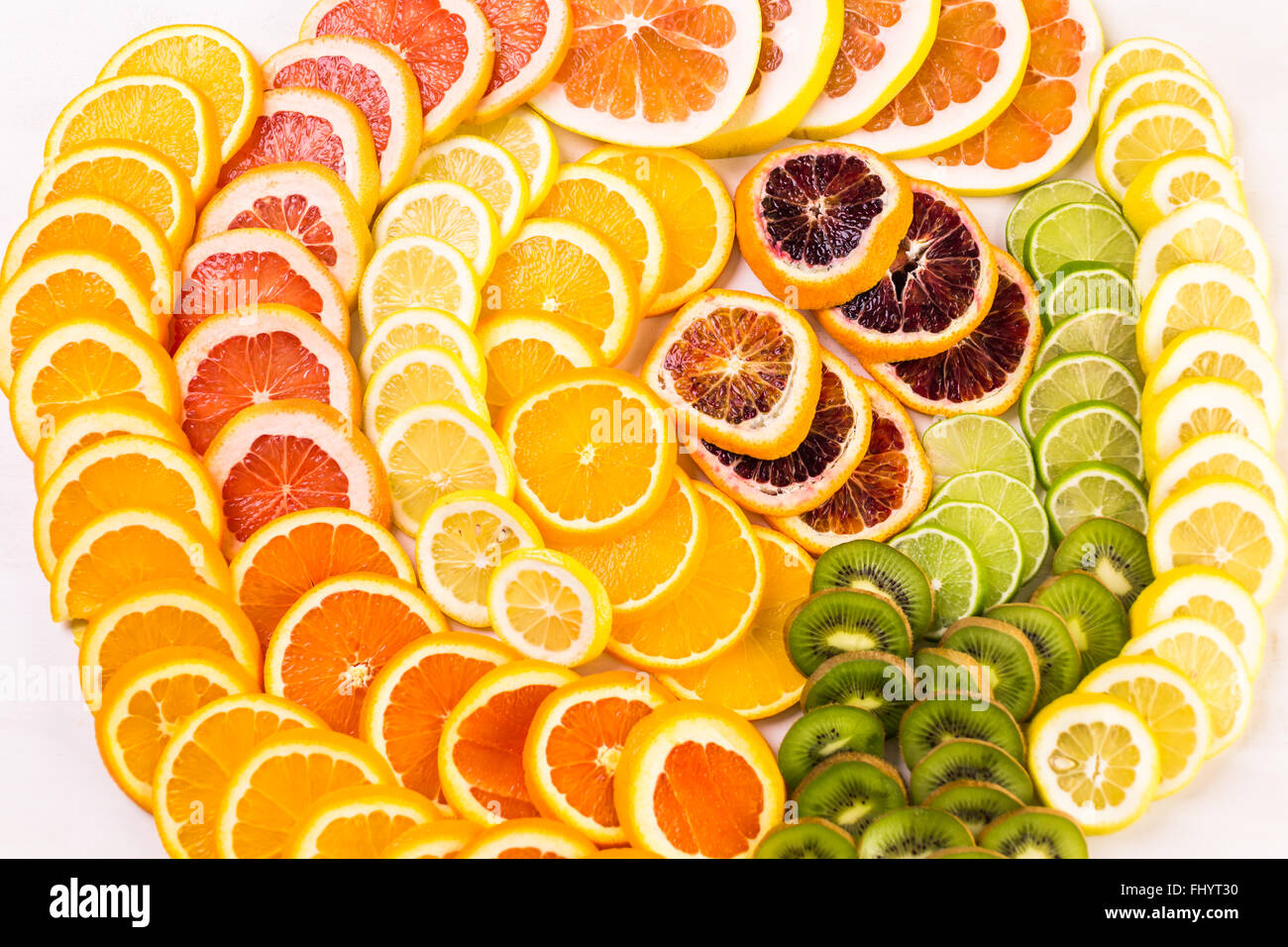 Variety of citrus fruit including lemons, lines, grapefruits and oranges Stock Photo - Alamy