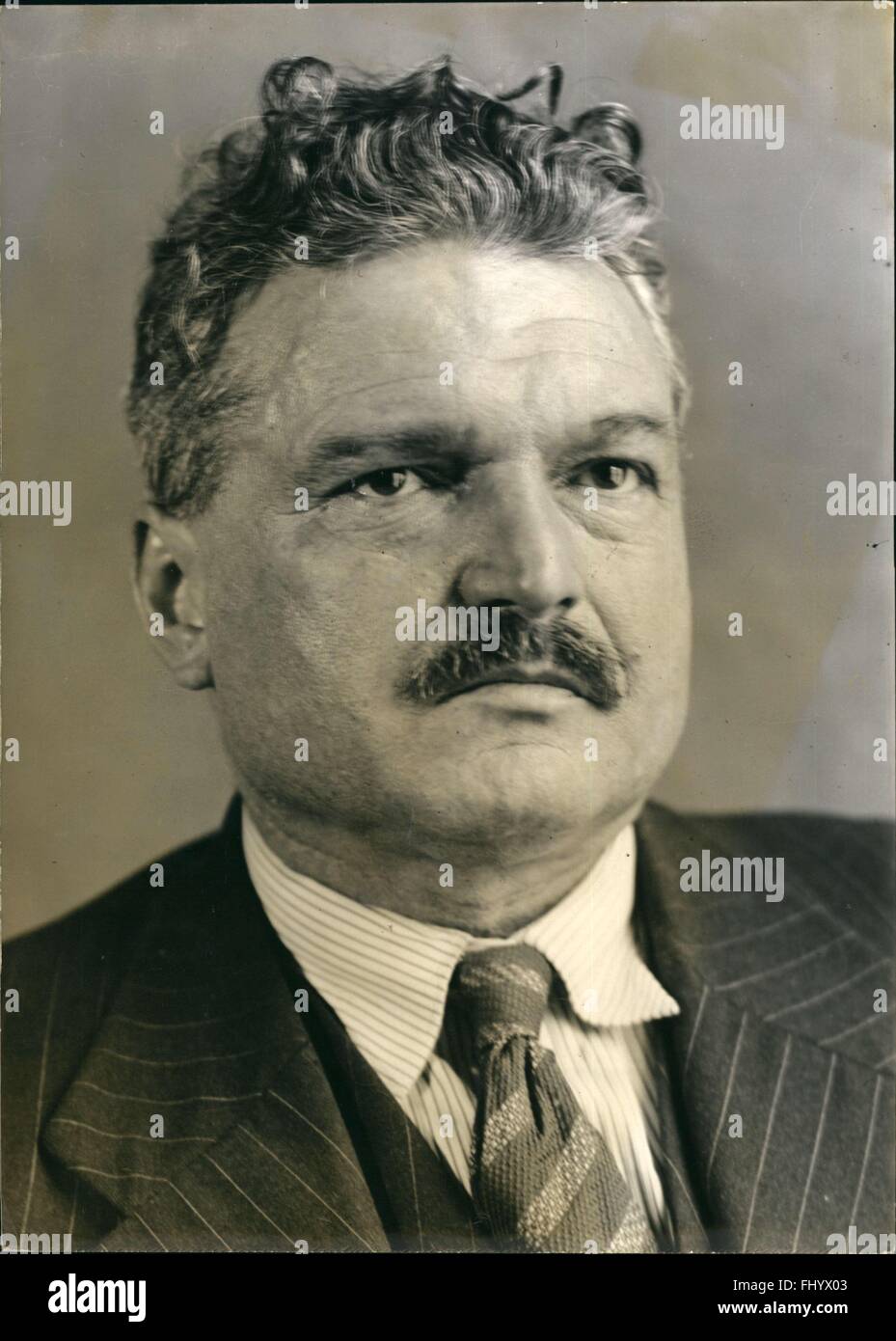 Jean renaud hi-res stock photography and images - Alamy