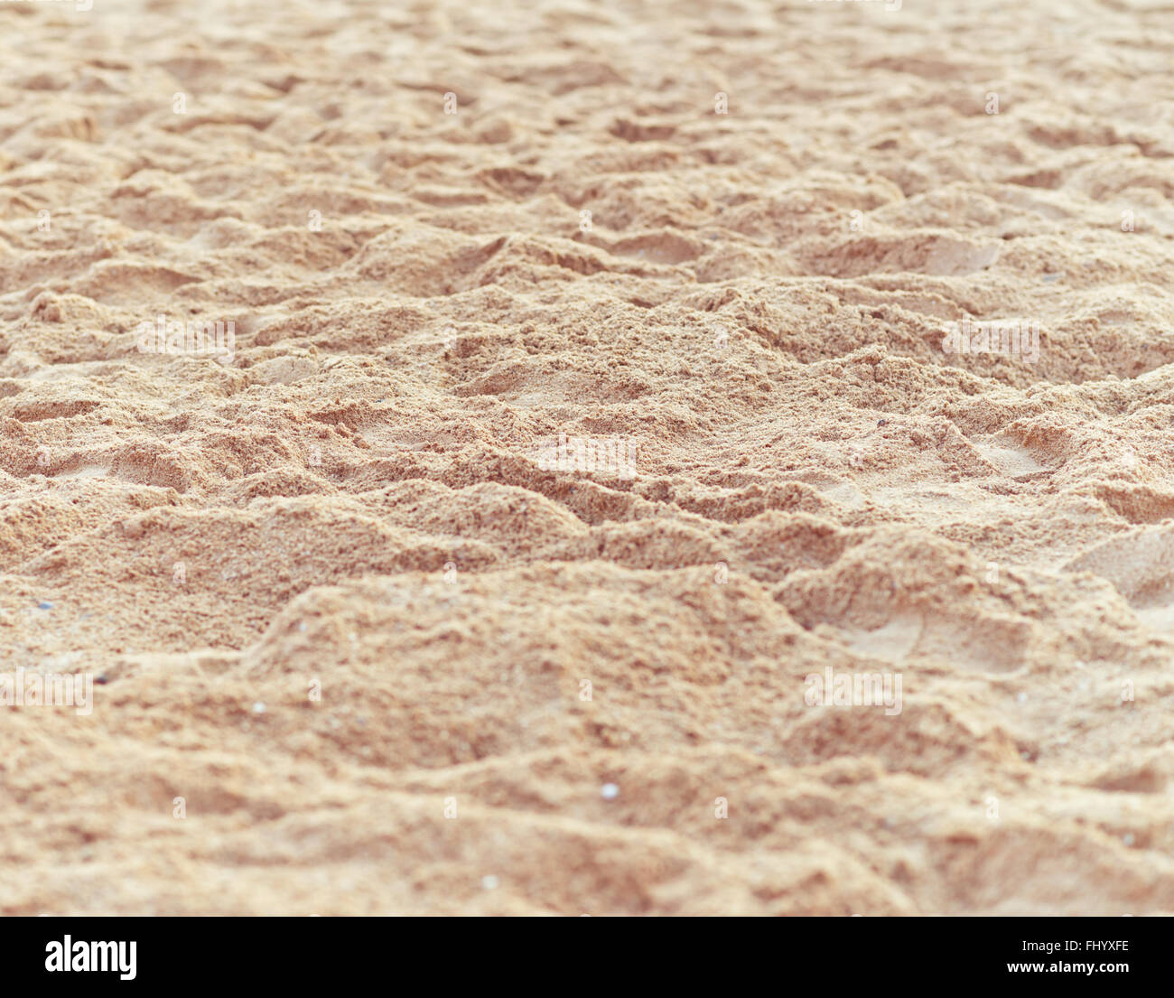 Golden wavy rough sand hi-res stock photography and images - Alamy