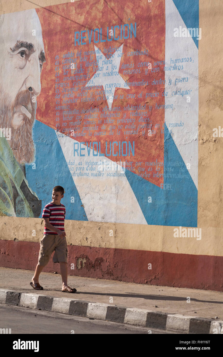 Wall Mural Of Cuba at Douglas Wilder blog