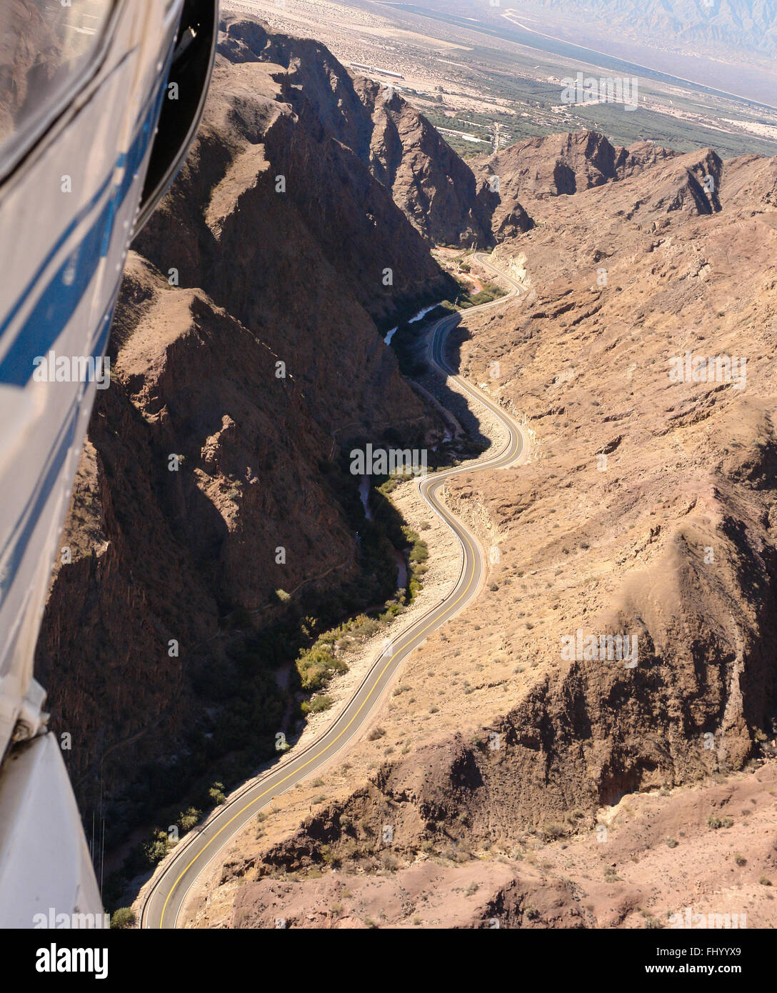 Route to mountains hi-res stock photography and images - Alamy