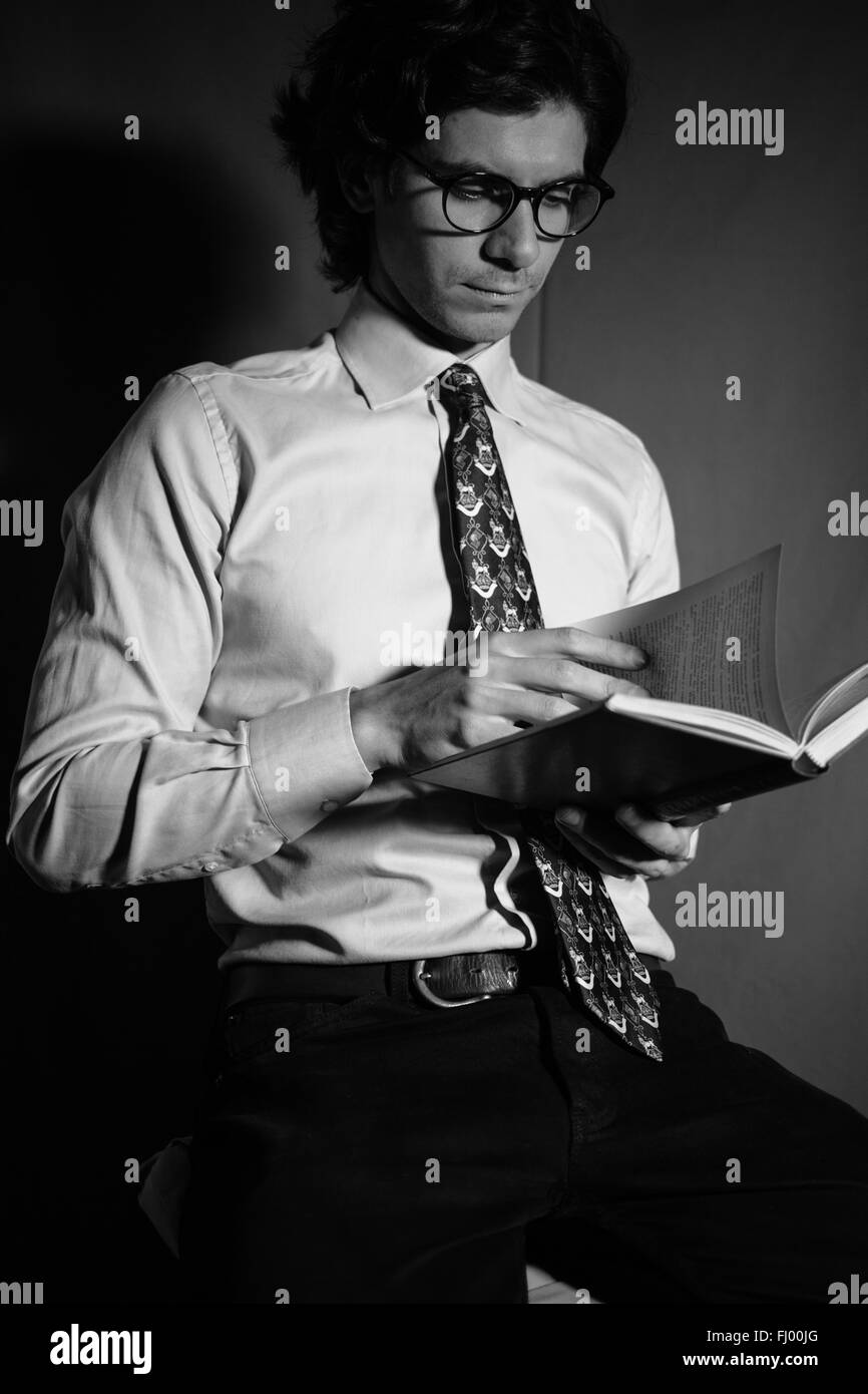 Black man reading Black and White Stock Photos & Images - Alamy