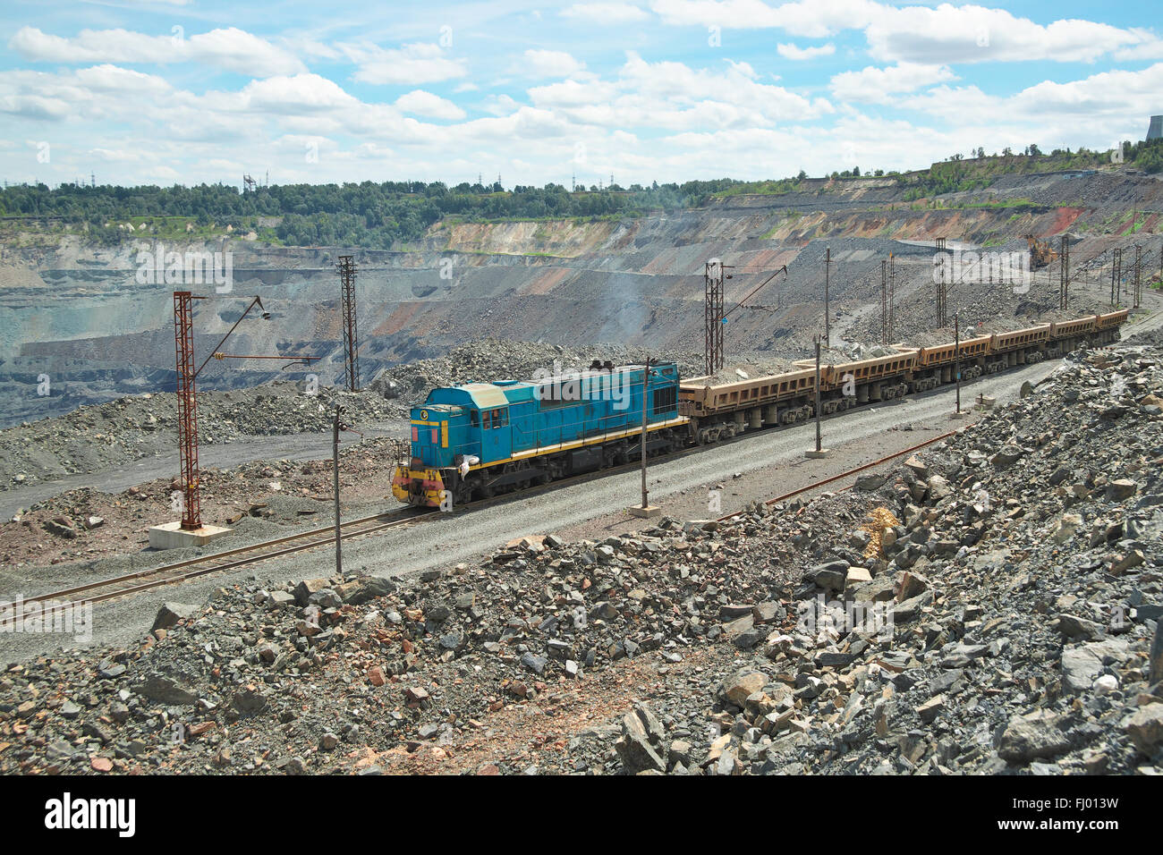 Mining train delivering iron ore from the opencast Stock Photo - Alamy