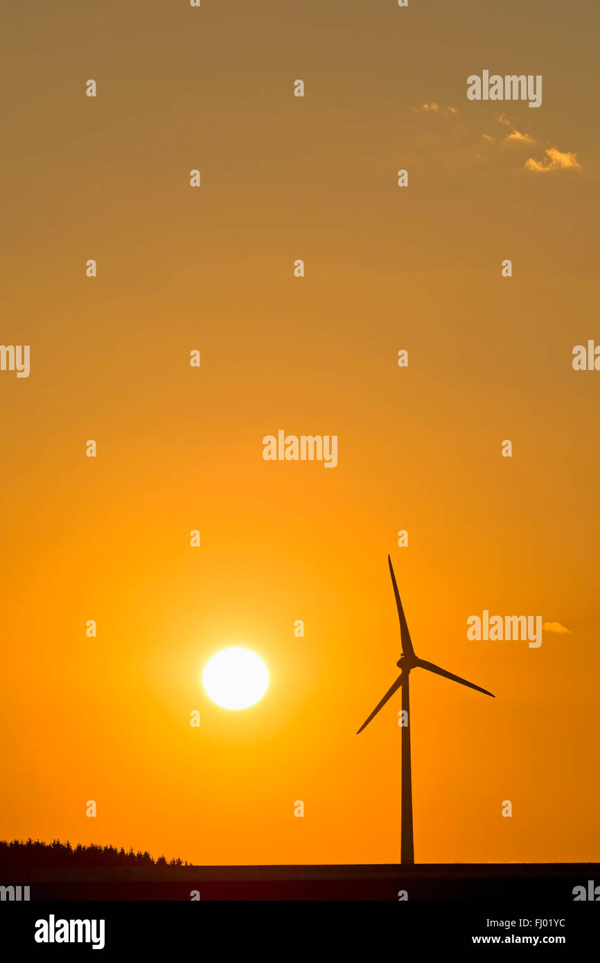 Wind wheel and evening sun Stock Photo - Alamy