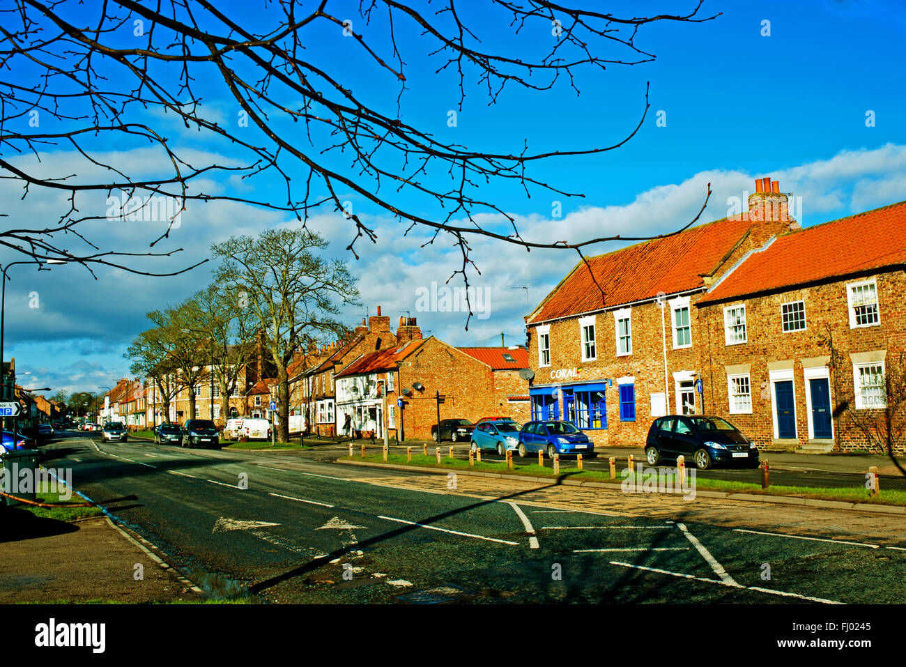 Easingwold High Street, North Yorkshire Stock Photo - Alamy