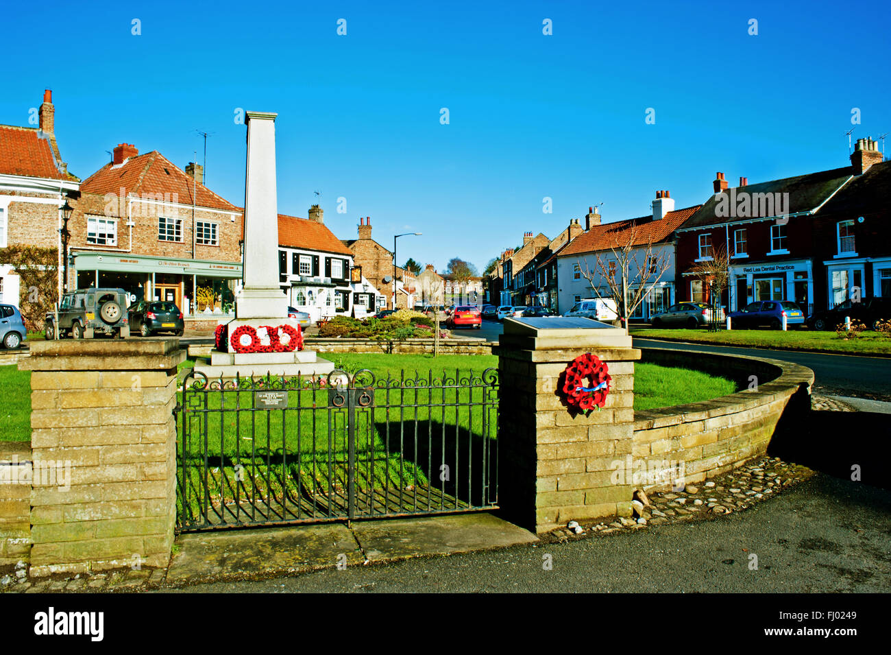 Easingwold yorkshire market town hi-res stock photography and images ...