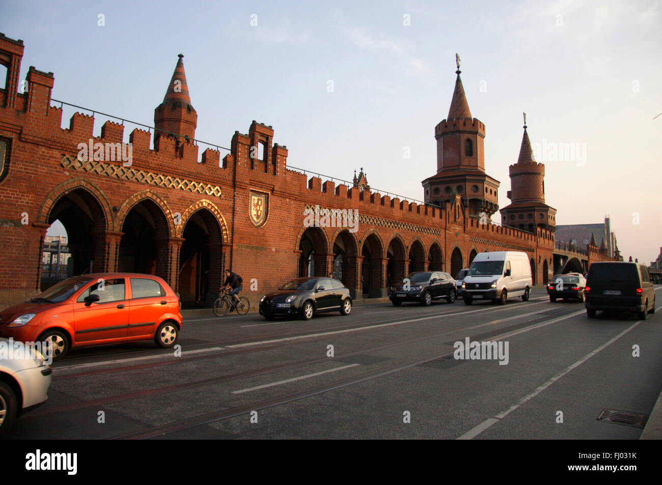 Oberbaumbruecke hi-res stock photography and images - Alamy