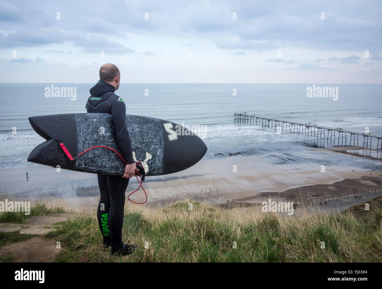 Saltburn pier surfers hi-res stock photography and images - Alamy