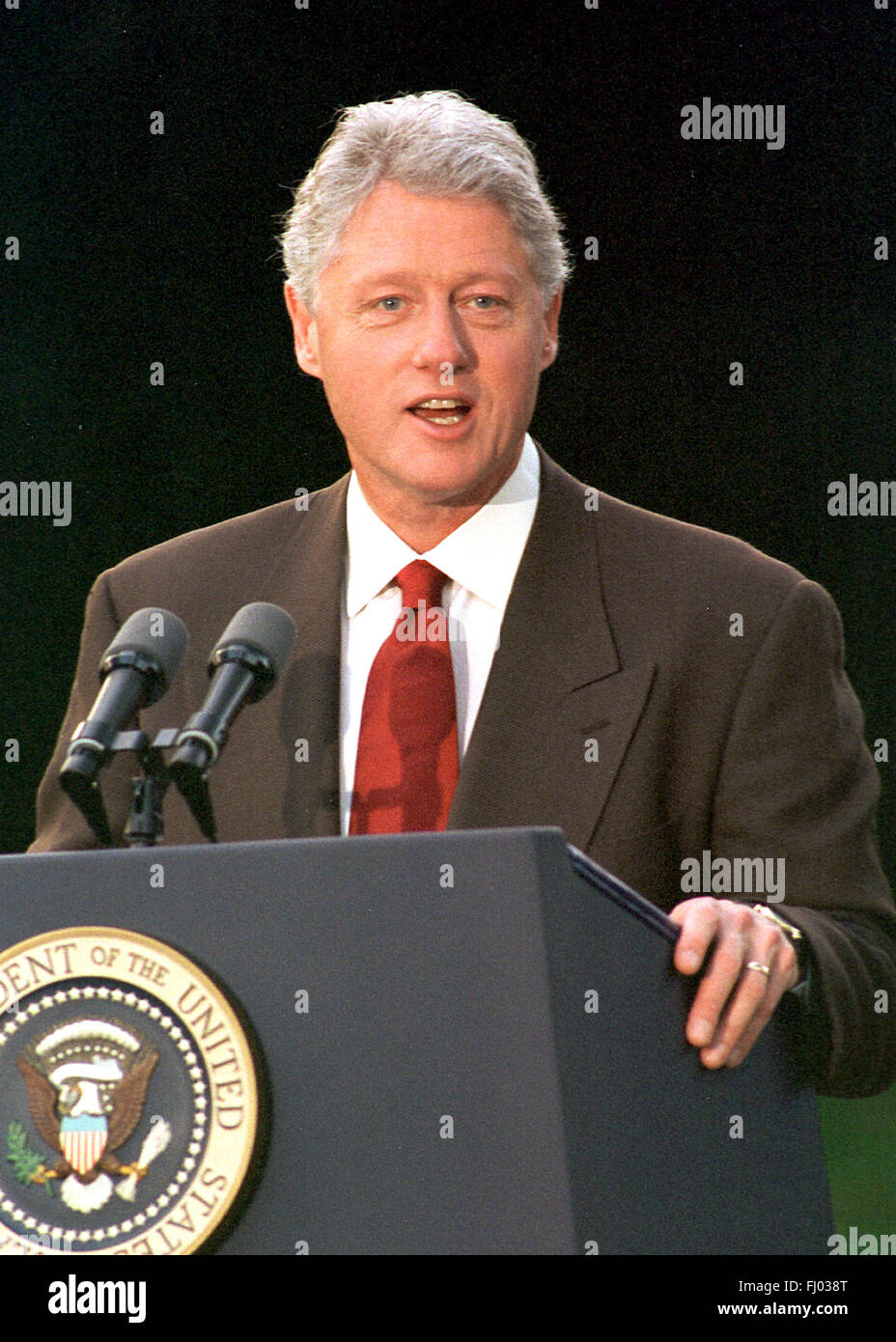 United States President Bill Clinton makes remarks as he leaves the ...