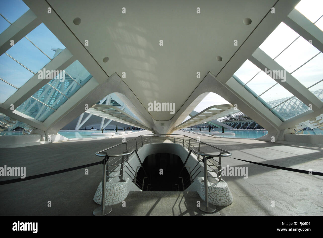 Hemisfèric valencia interior hi-res stock photography and images - Alamy