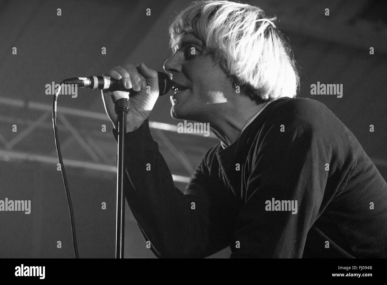 Tim Burgess of The Charlatans performing at Engine Rooms, Southampton ...