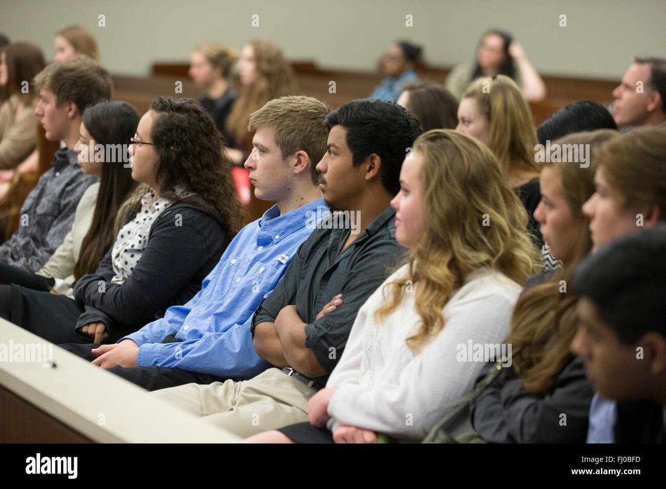 Teens listen to proceedings in county courtroom during mock trial for ...