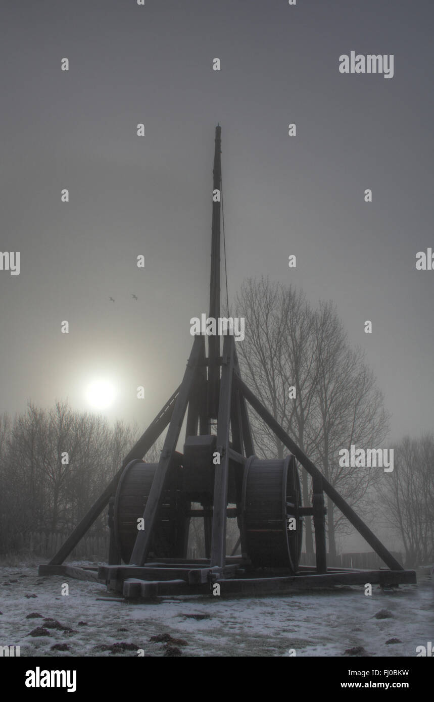Trebuchet medieval hi-res stock photography and images - Alamy