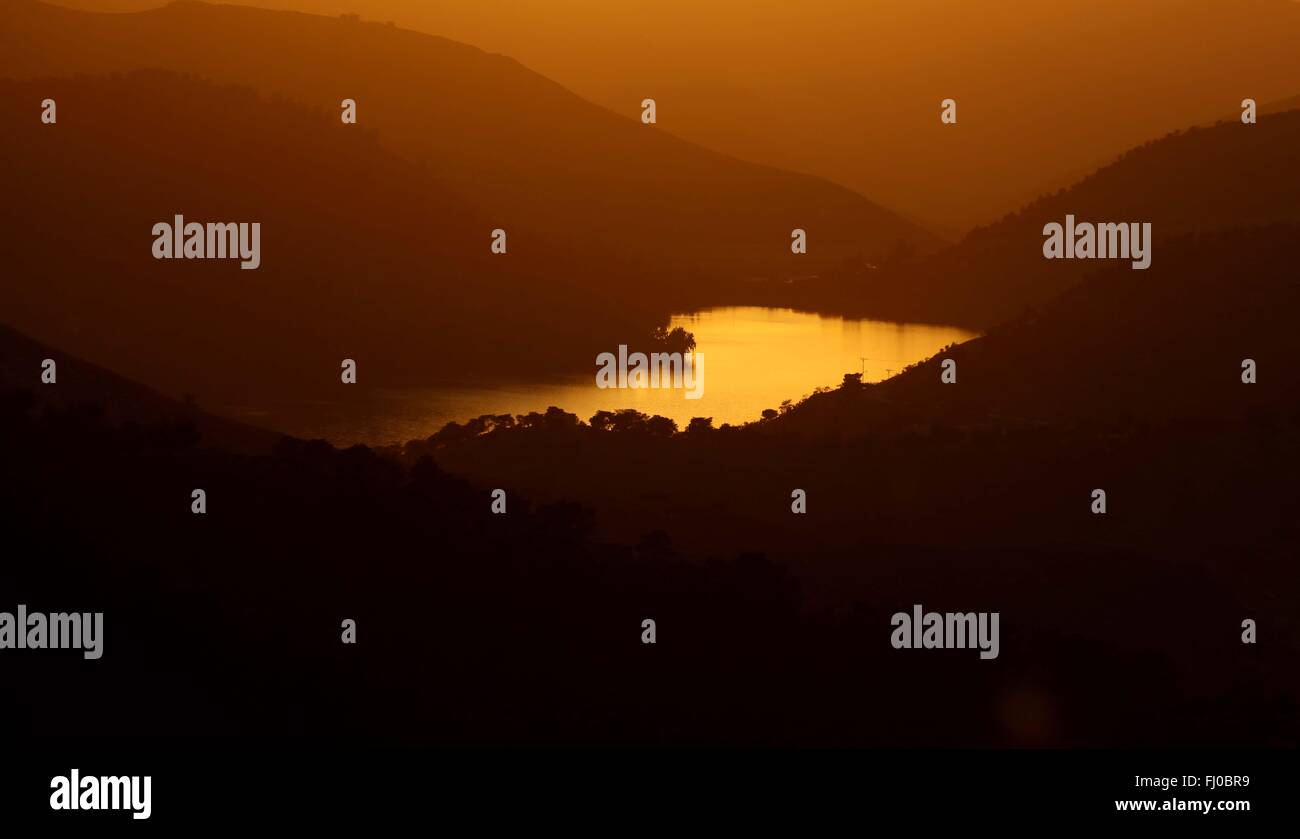 King talal dam jordan hi-res stock photography and images - Alamy