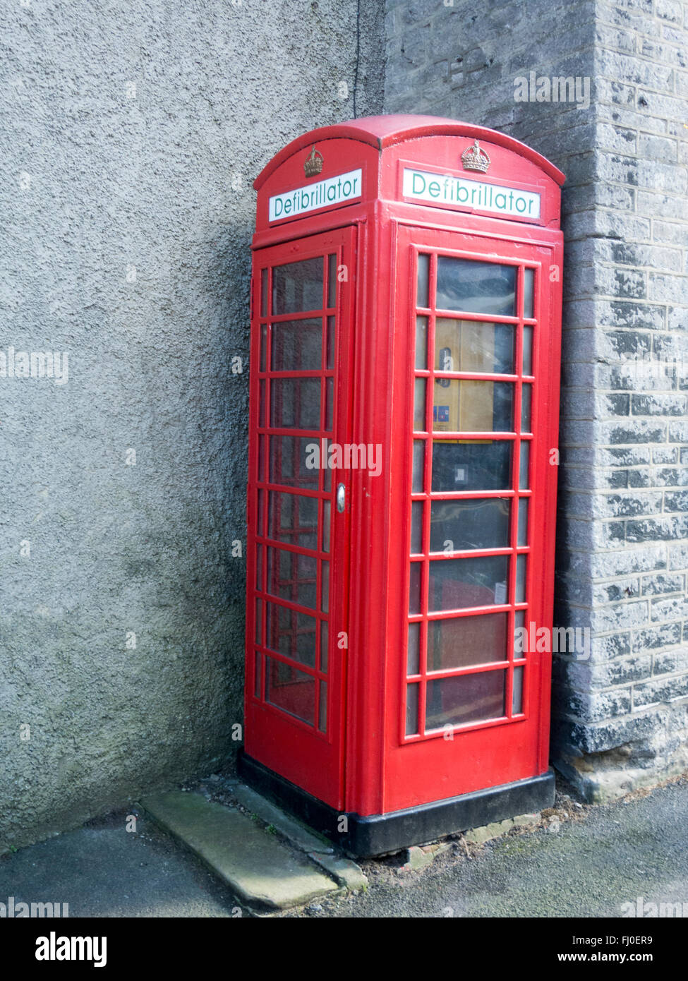 Traditional British red phone box converted to a defibrillator in ...