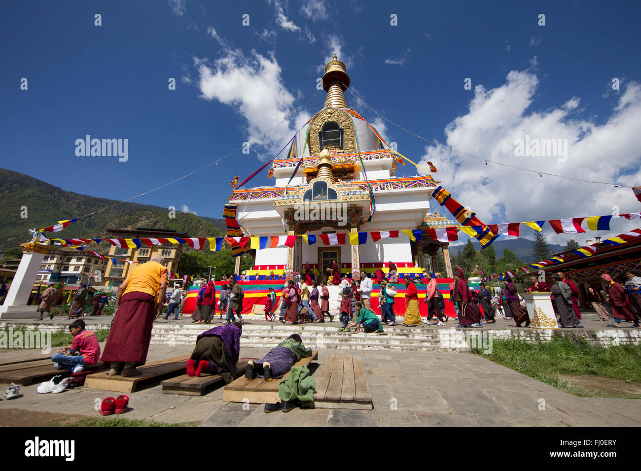 Tibetan style chorten hi-res stock photography and images - Alamy