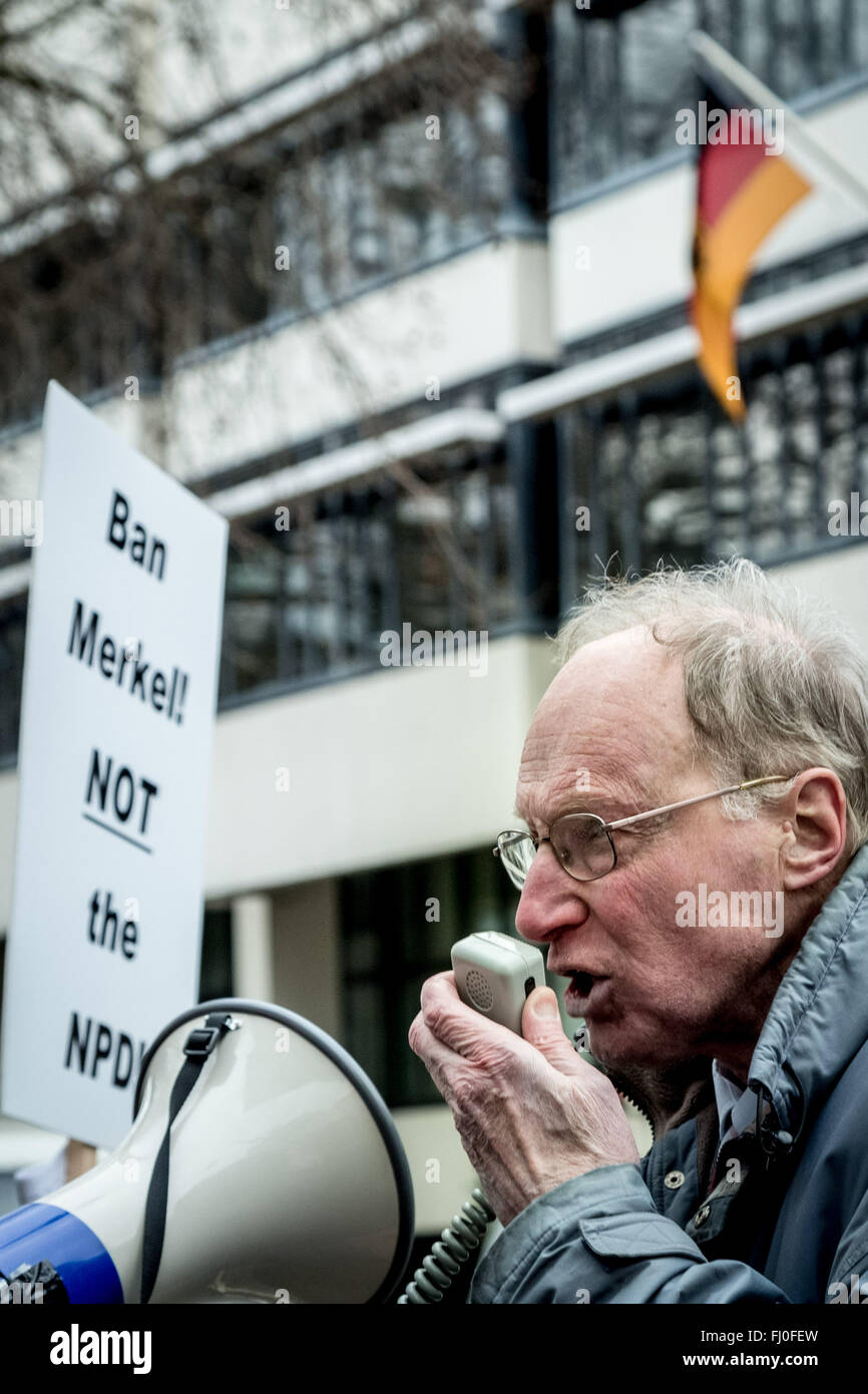 National front richard edmonds hi-res stock photography and images - Alamy