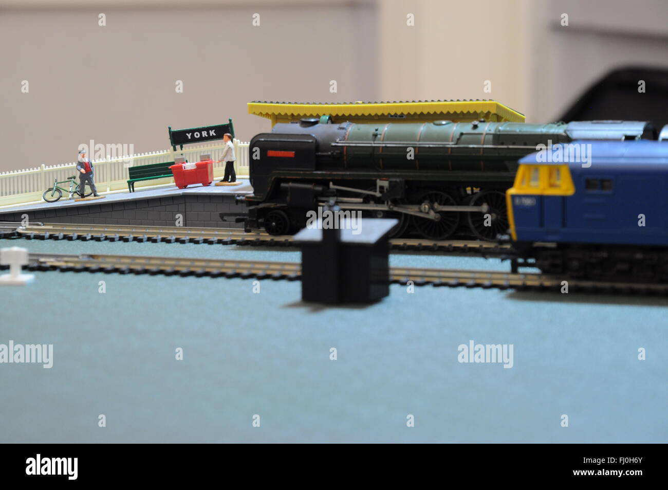 Trainspotters hi-res stock photography and images - Alamy