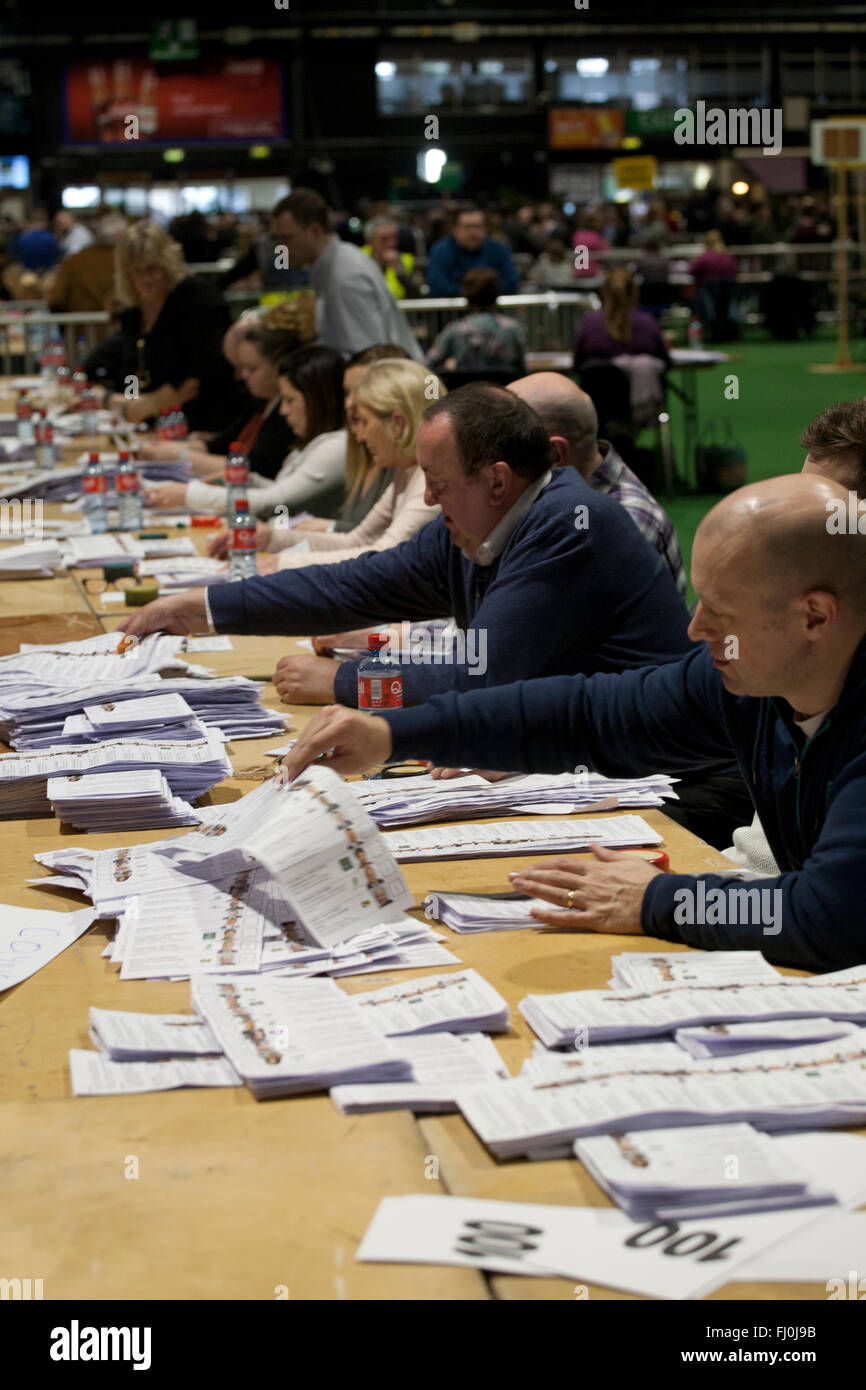Dublin, Ireland. 27th Feb, 2016. The vote count for the 2016 Irish ...