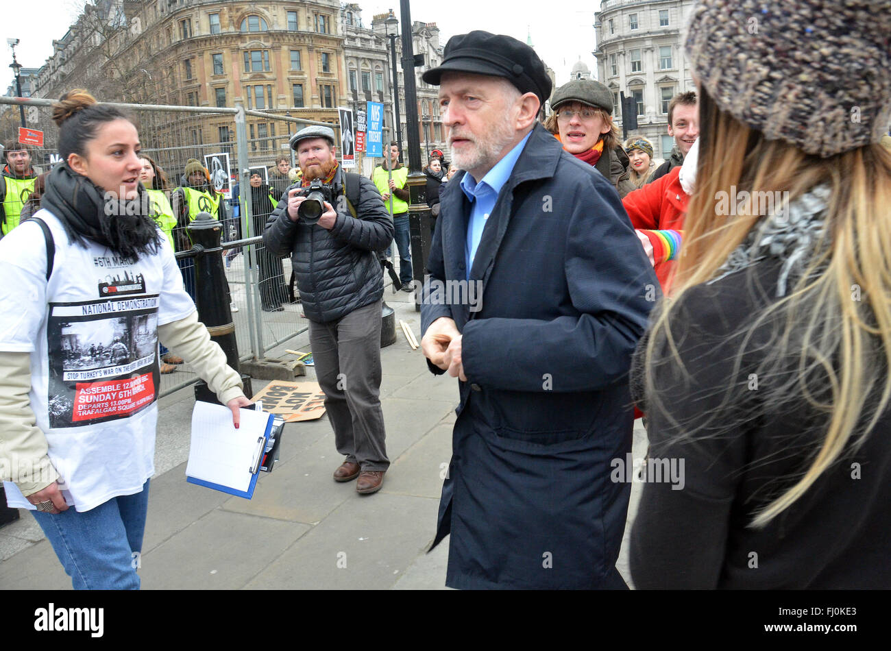 Jeremy corby crowd hi-res stock photography and images - Alamy