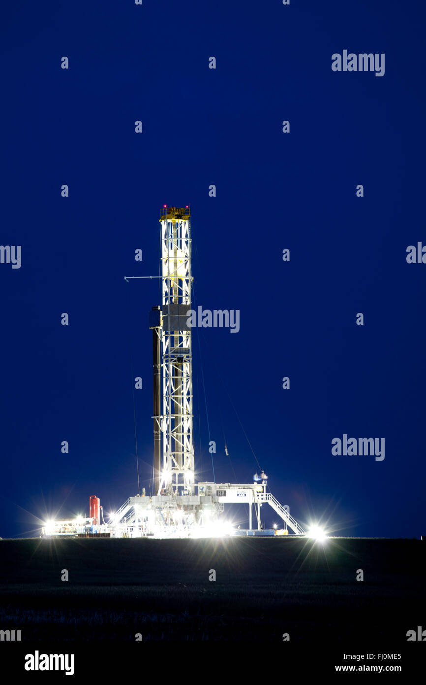 Hydraulic fracturing hi-res stock photography and images - Alamy